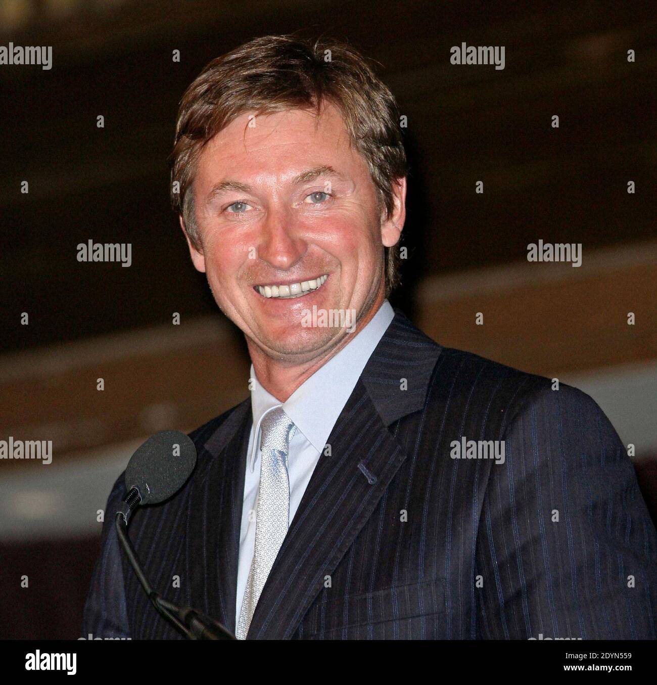 Wayne gretzky hi-res stock photography and images - Alamy