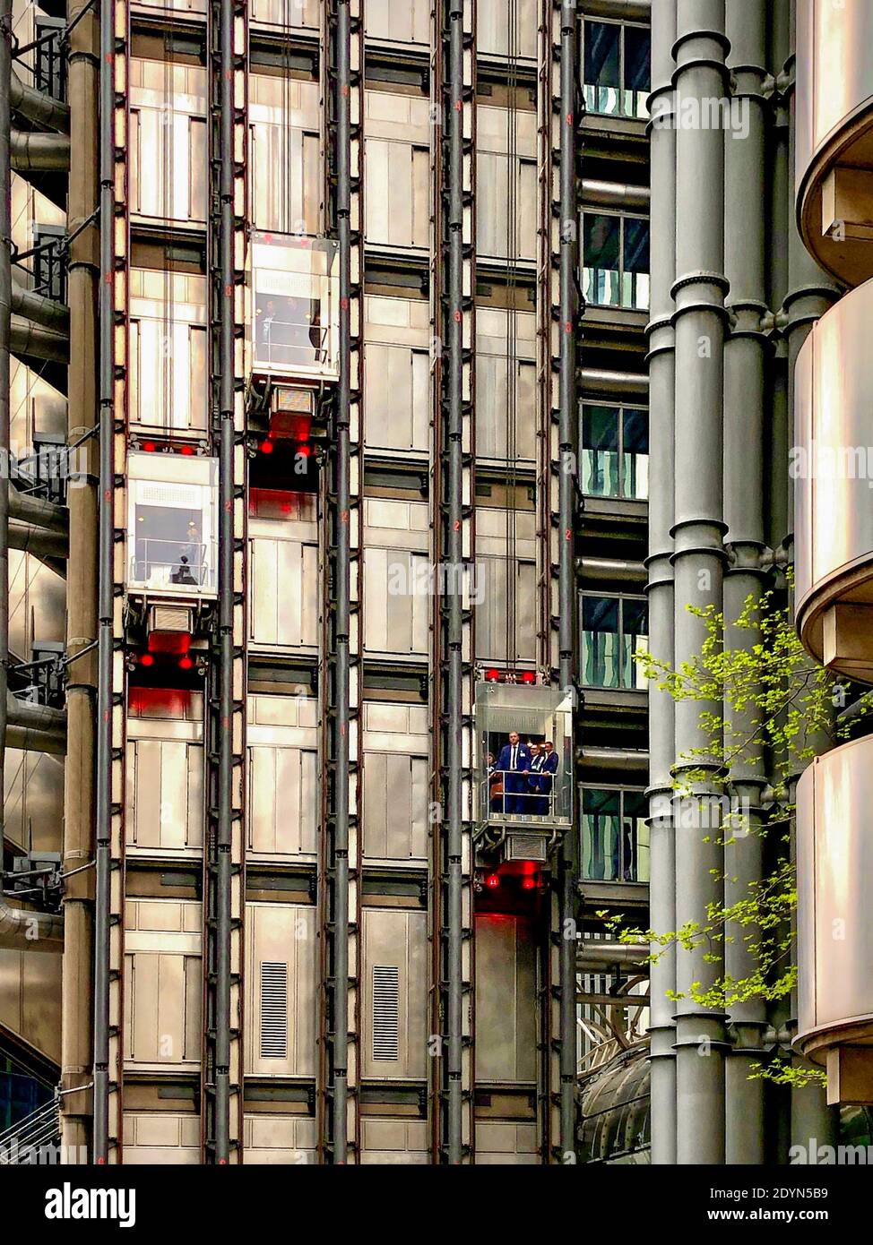 Glass Elevator Exterior High Resolution Stock Photography and Images ...