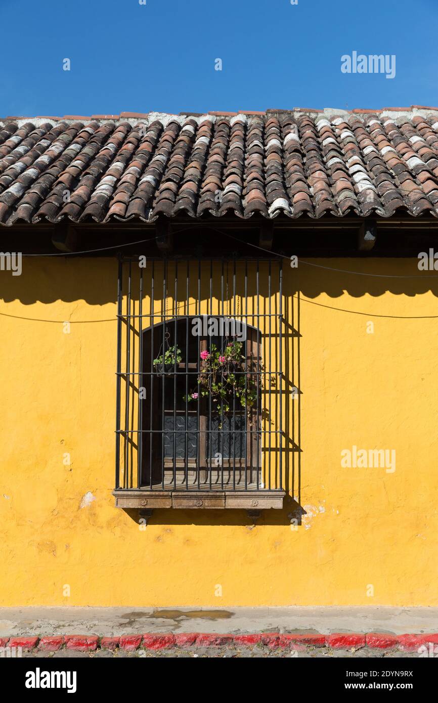 Antigua, Guatemala Detail of colonial building window Stock Photo - Alamy