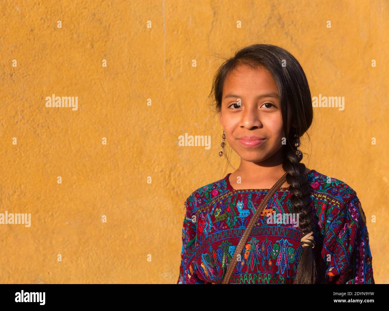Antigua, Guatemala Portrait of indigenous girl Stock Photo - Alamy