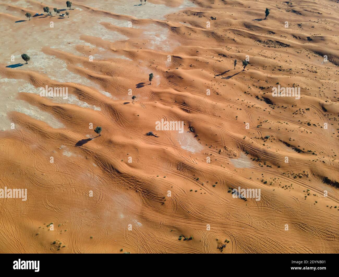 Empty desert hi-res stock photography and images - Alamy