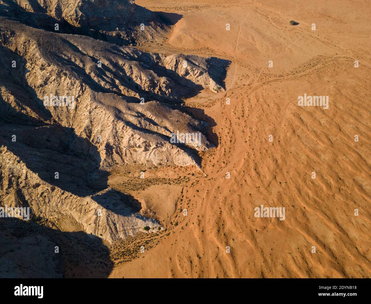 Scenic Fossil Rock in the Sharjah desert of the United Arab Emirates ...
