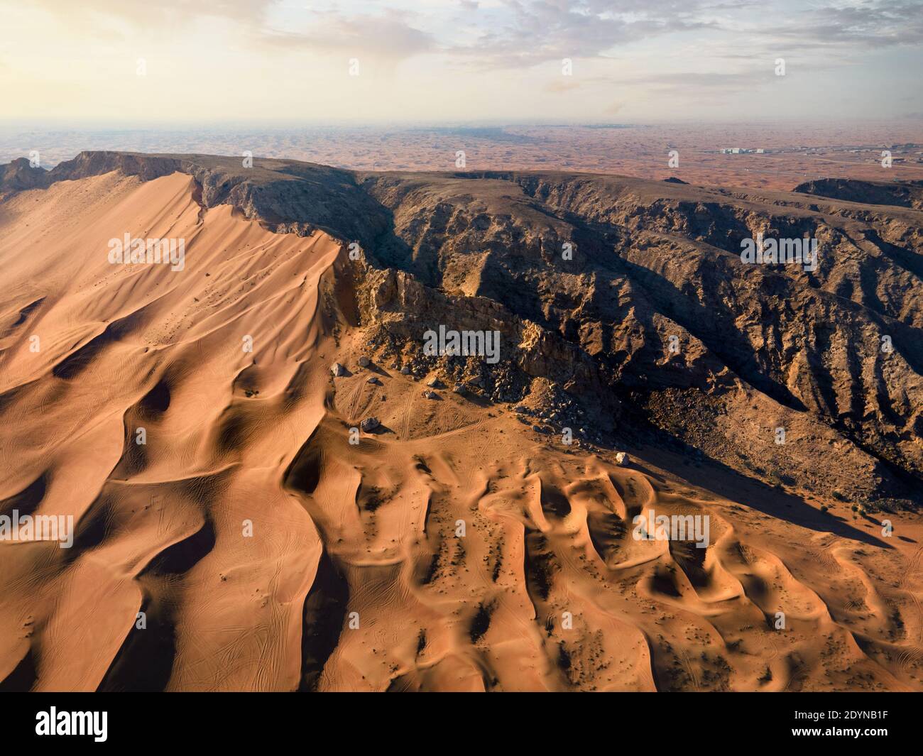 Scenic Fossil Rock in the Sharjah desert of the United Arab Emirates ...
