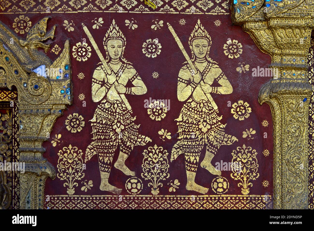 Buddhist temple guard hi-res stock photography and images - Alamy