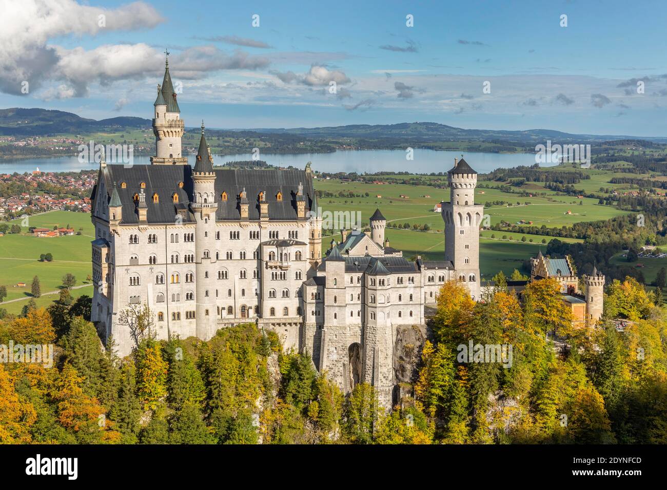 Neuschwanstein Castle, Forggensee, in autumn, Schwangau, Bavaria ...