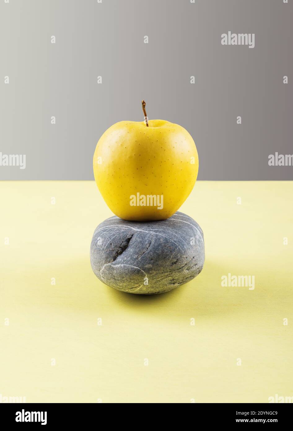 Apple stone hi-res stock photography and images - Alamy