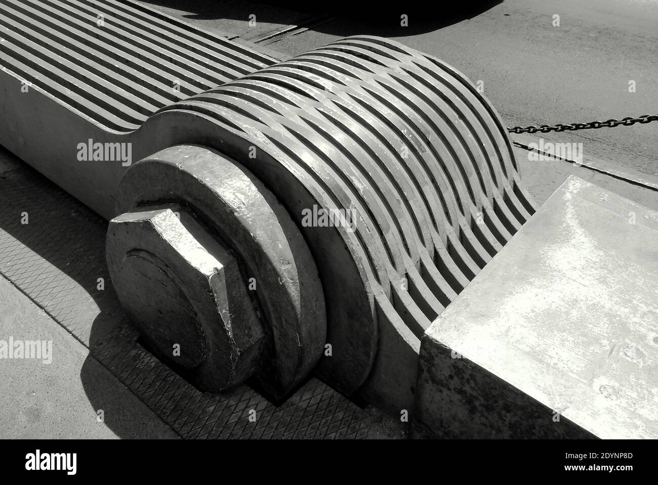 Iron chain suspension bridge hi-res stock photography and images - Alamy