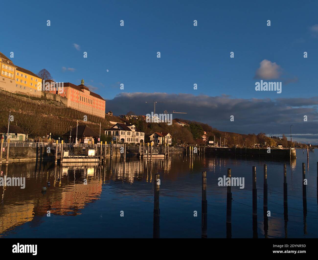 Port basin hi-res stock photography and images - Alamy