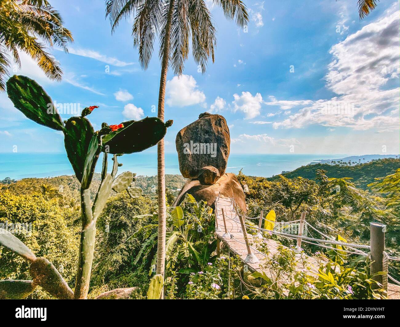 Overlap stone koh samui hi-res stock photography and images - Alamy