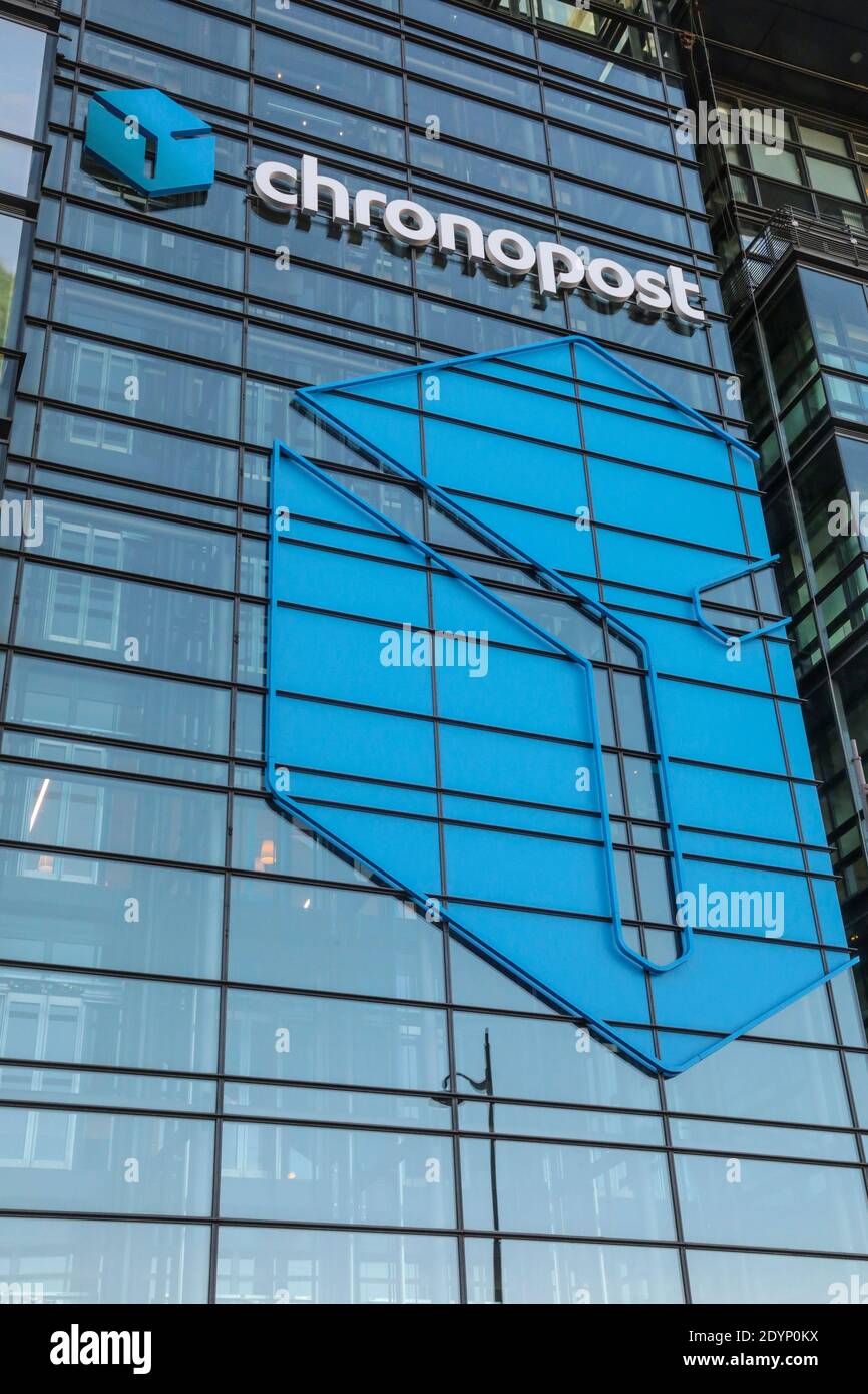 Poste de livraison hi-res stock photography and images - Alamy