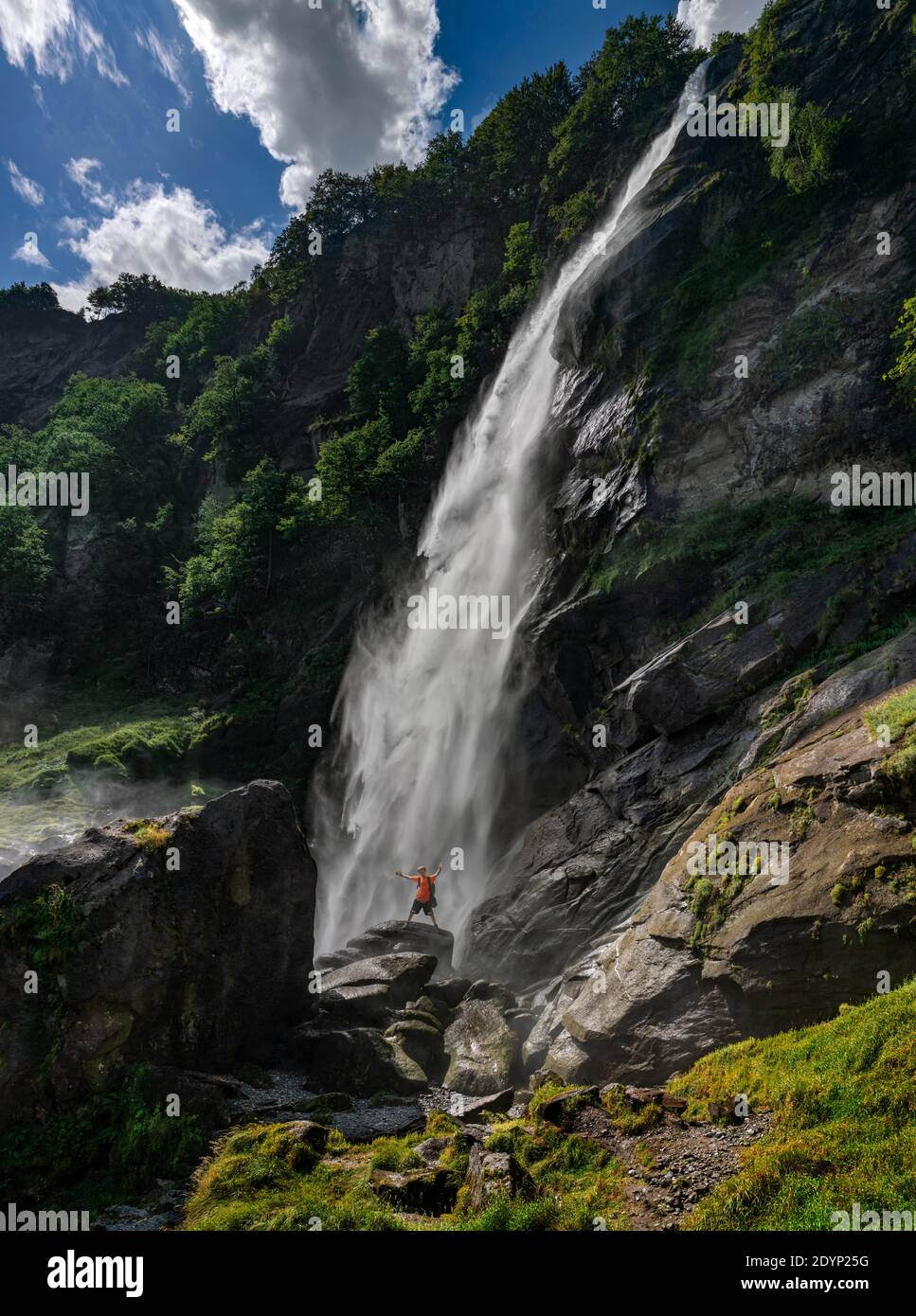 Valle maggia hi-res stock photography and images - Alamy