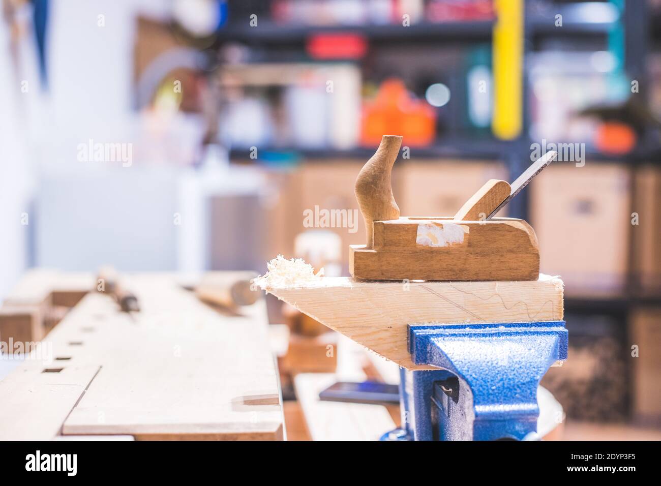 Timber smoothing hi-res stock photography and images - Alamy