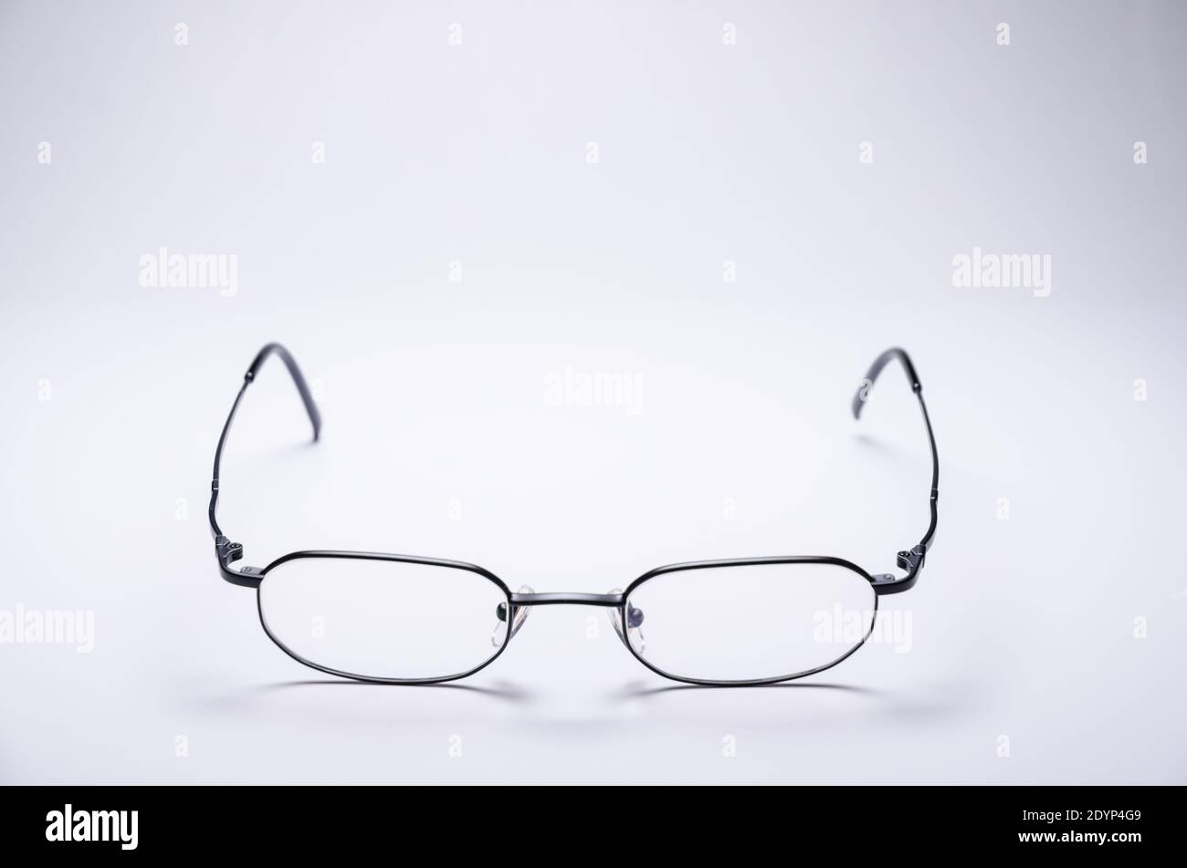 Minimal vision hi-res stock photography and images - Alamy