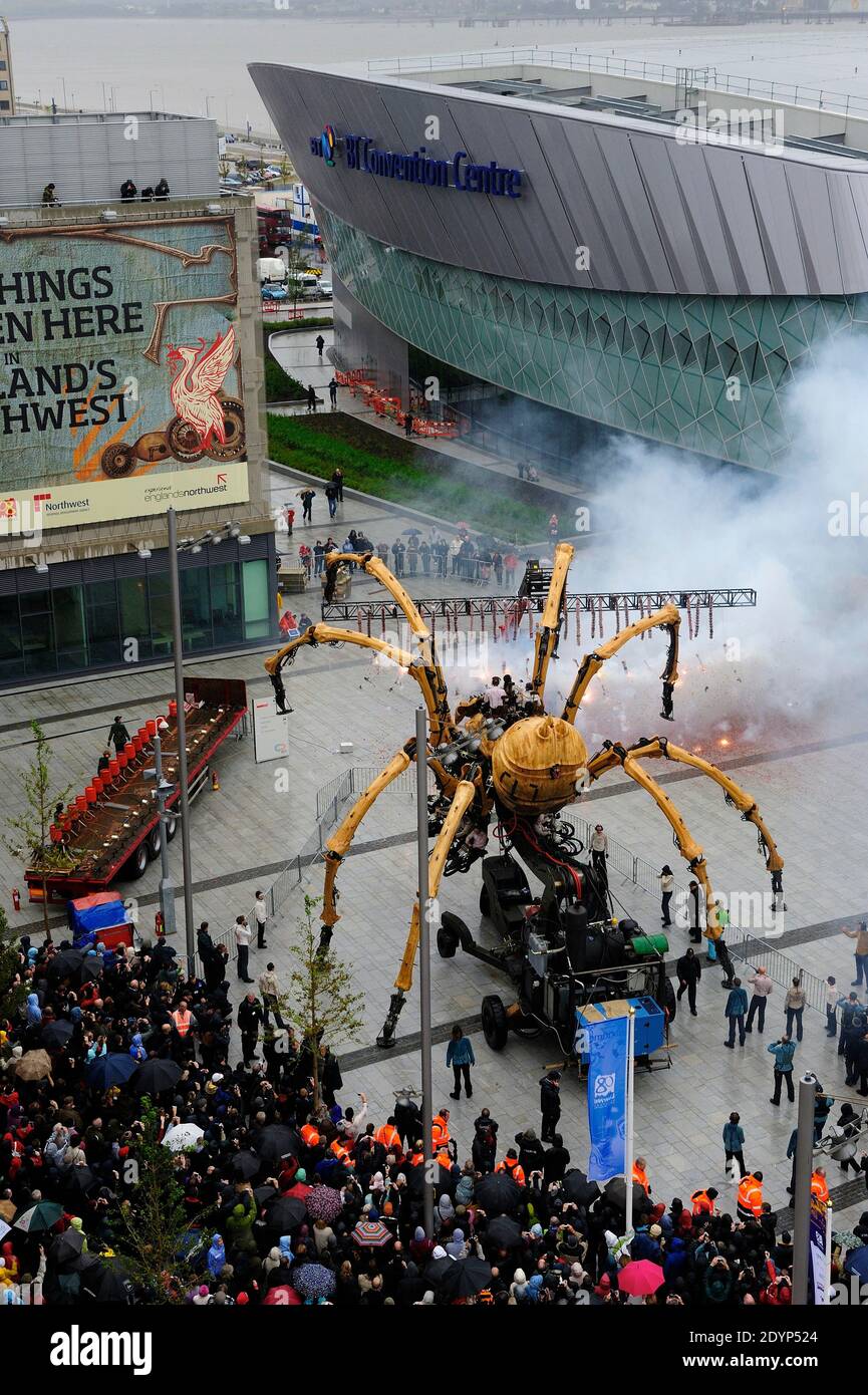 La Princesse, the giant mechanical spider created by La Machine, in ...