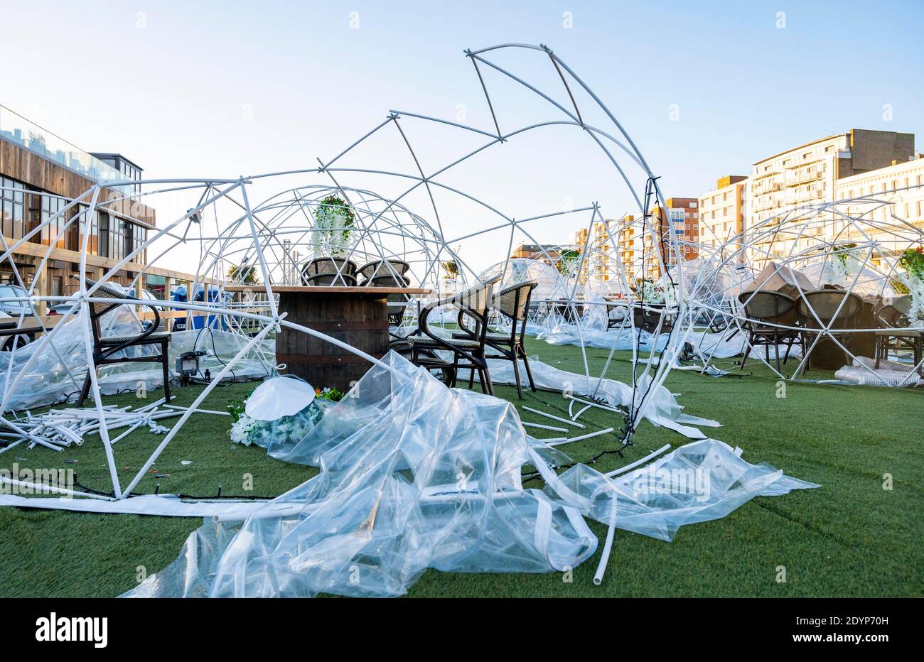 Hove rockwater hi-res stock photography and images - Alamy