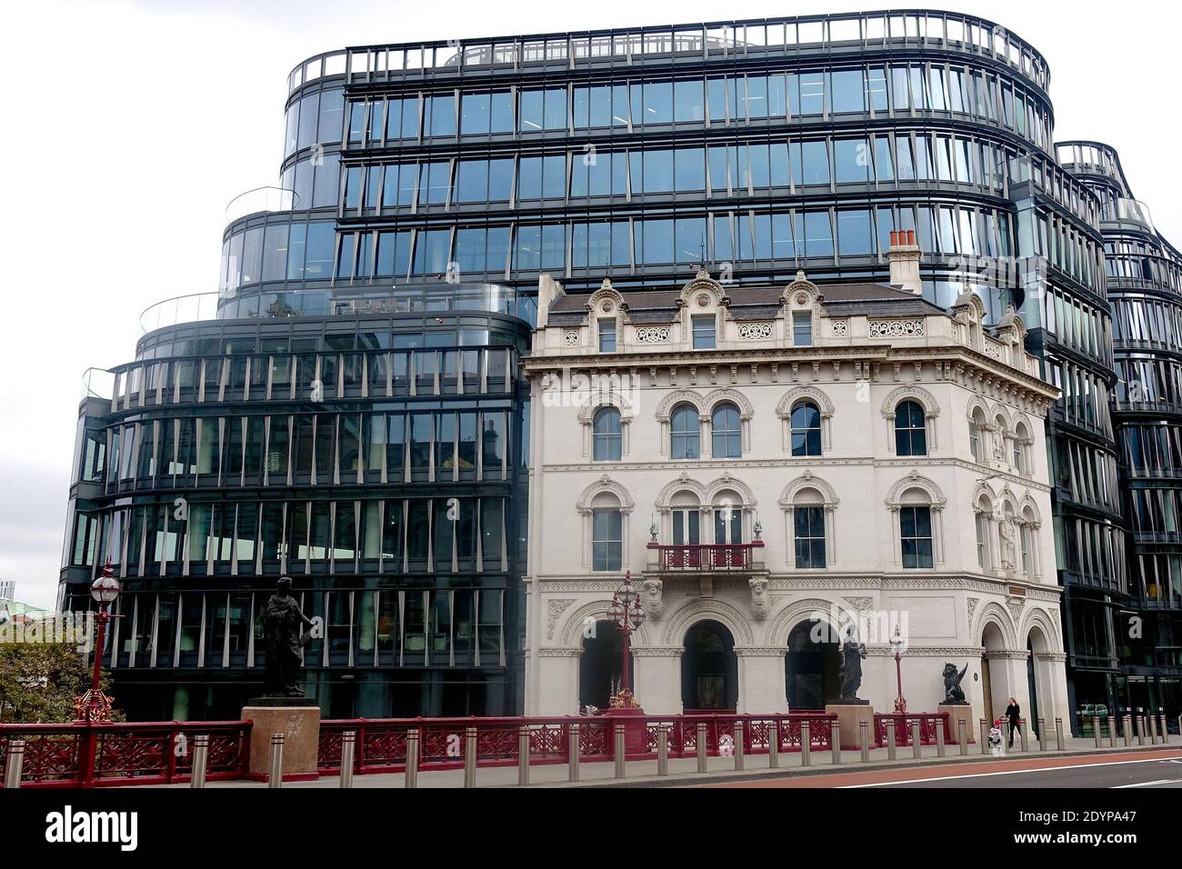 Newgate street hi-res stock photography and images - Alamy