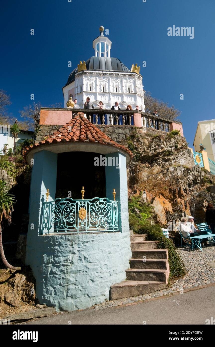 Welsh Italian Village High Resolution Stock Photography and Images - Alamy