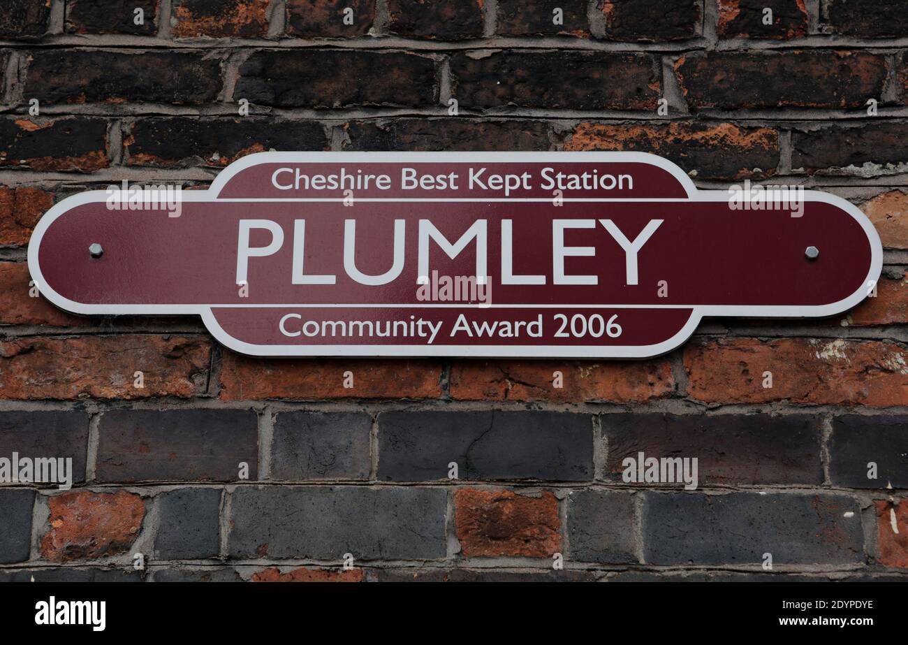 Plumley station hi-res stock photography and images - Alamy