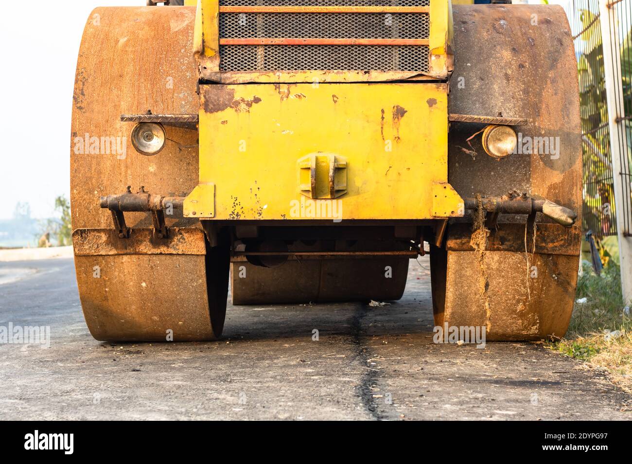 Rusty road roller hi-res stock photography and images - Alamy