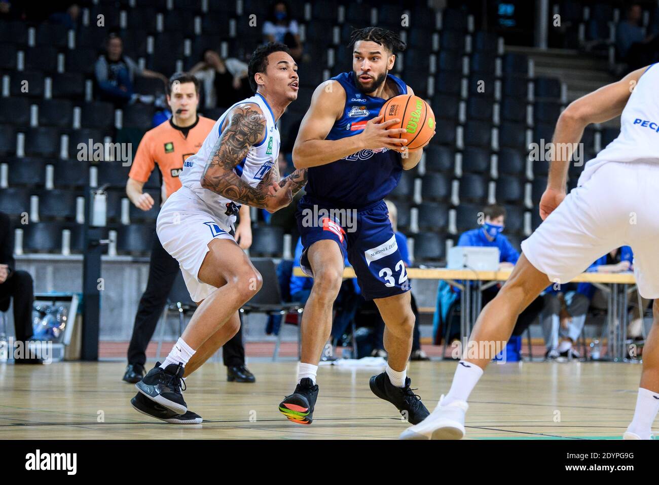 Noah allen hi-res stock photography and images - Alamy