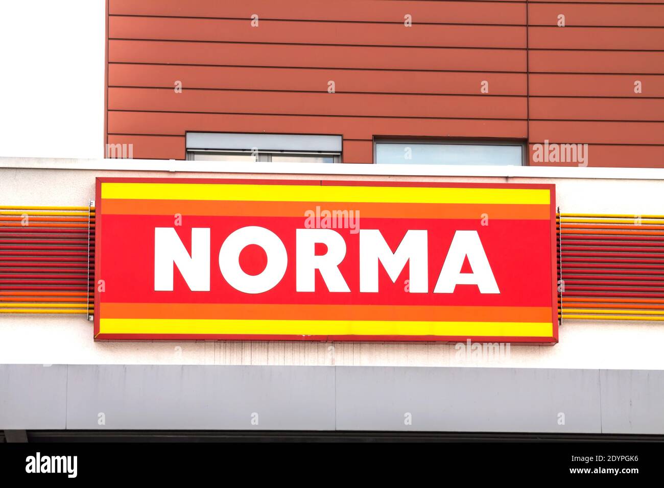 Norma logo hi-res stock photography and images - Alamy