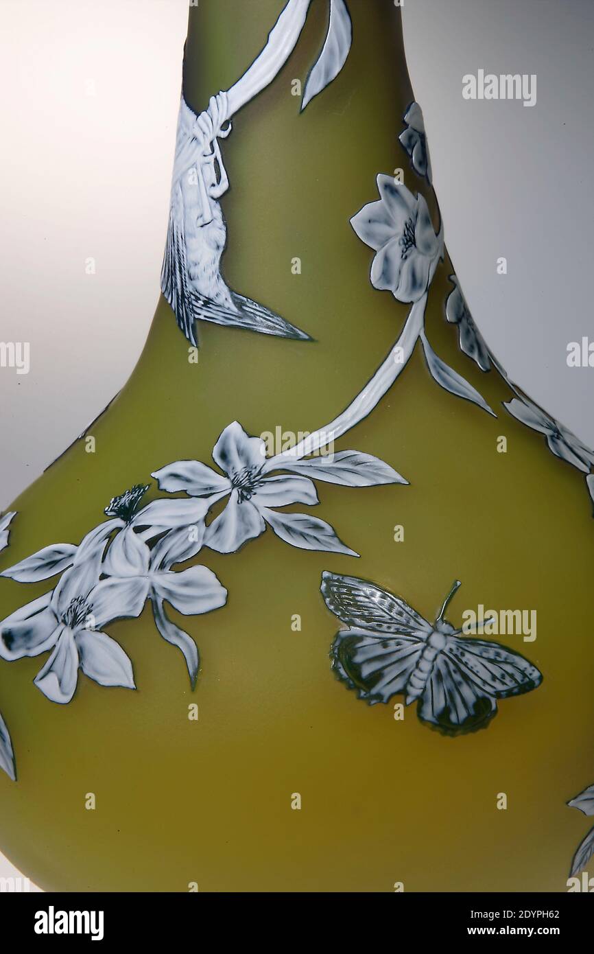 Helen Millard Cameo Glass Stock Photo - Alamy