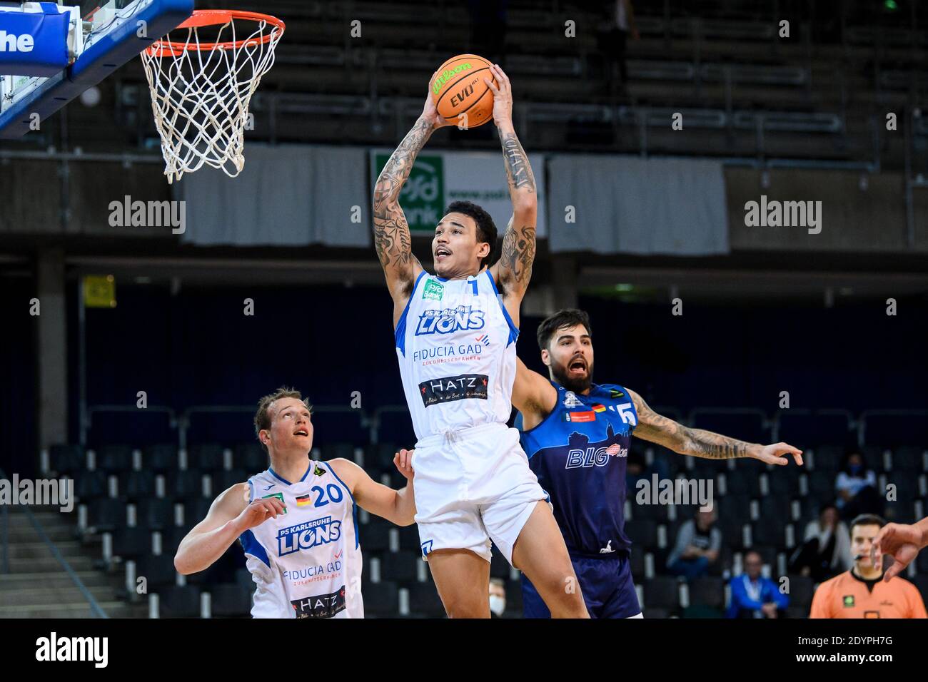 Kessen 2 hi-res stock photography and images - Alamy