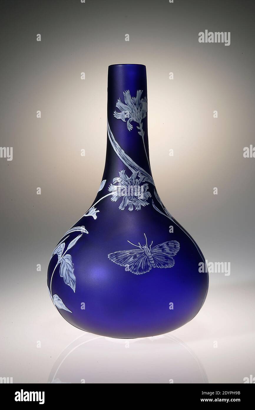 Helen Millard Cameo Glass Stock Photo - Alamy