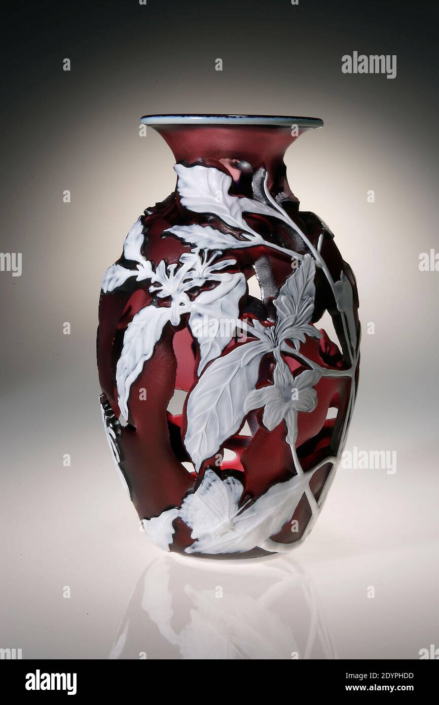 Helen Millard Cameo Glass Stock Photo - Alamy