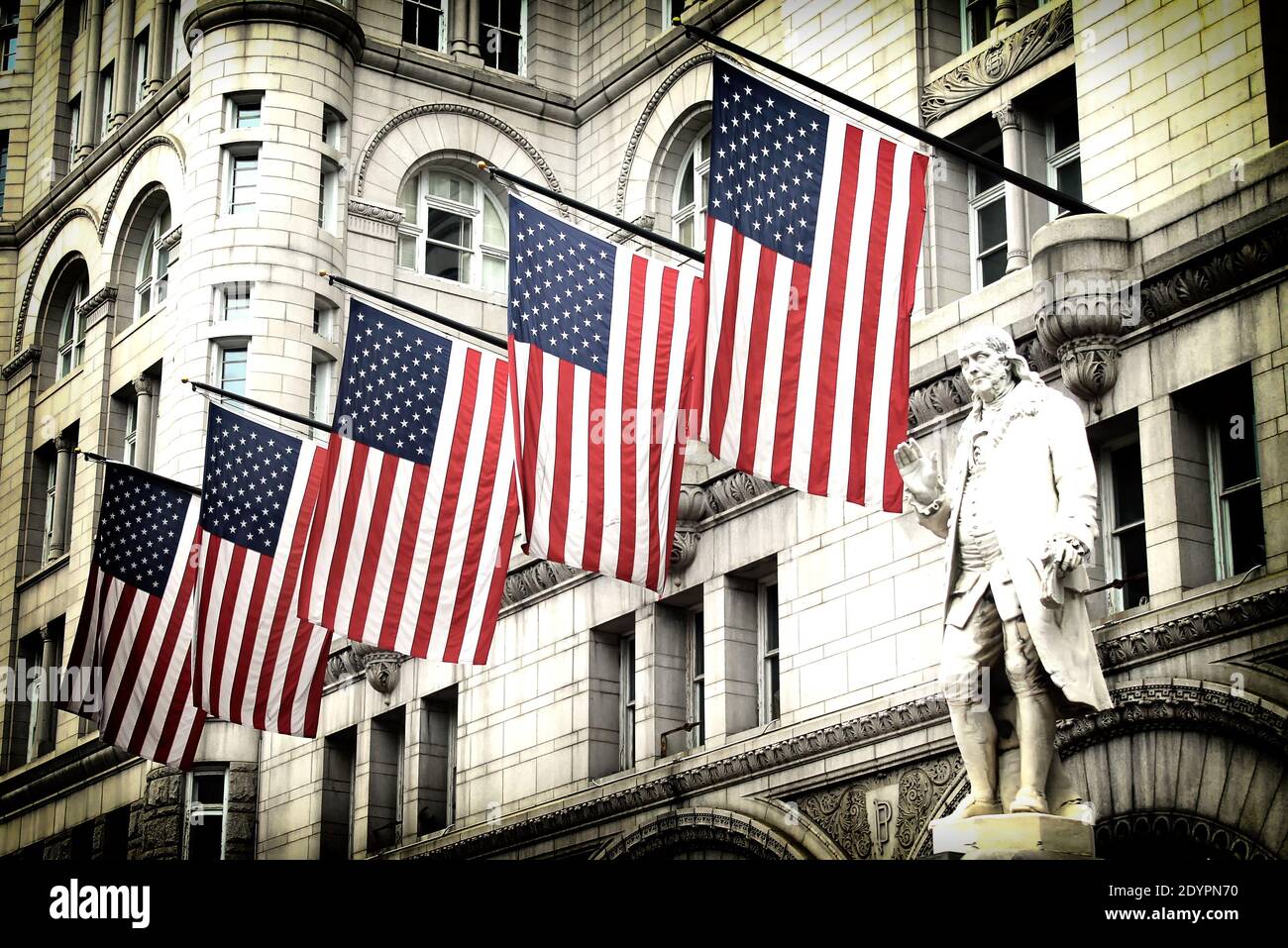 Old Post Office building with Benjamin Franklin Statue Stock Photo - Alamy