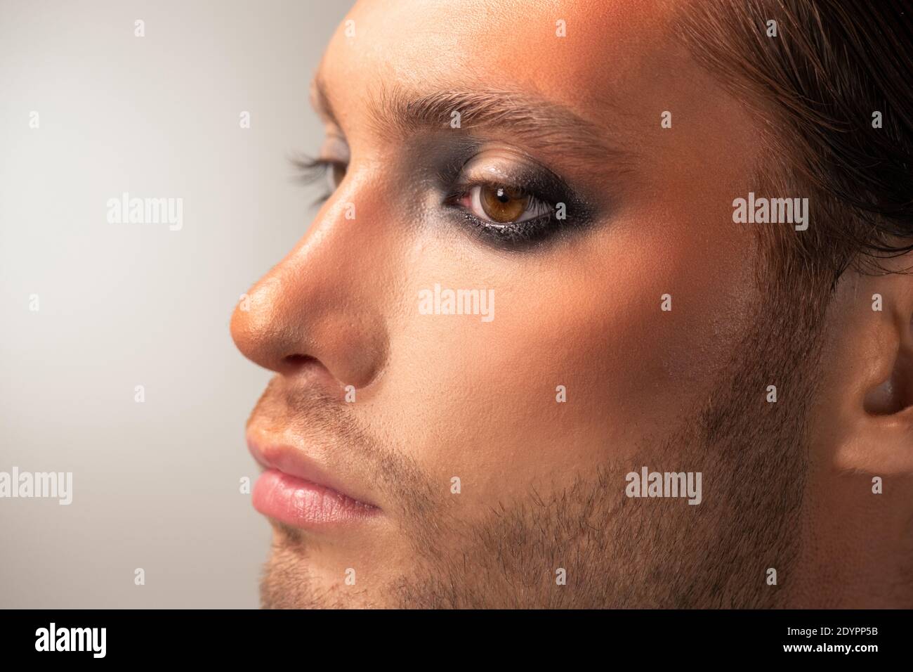 Male face looking left hi-res stock photography and images - Alamy