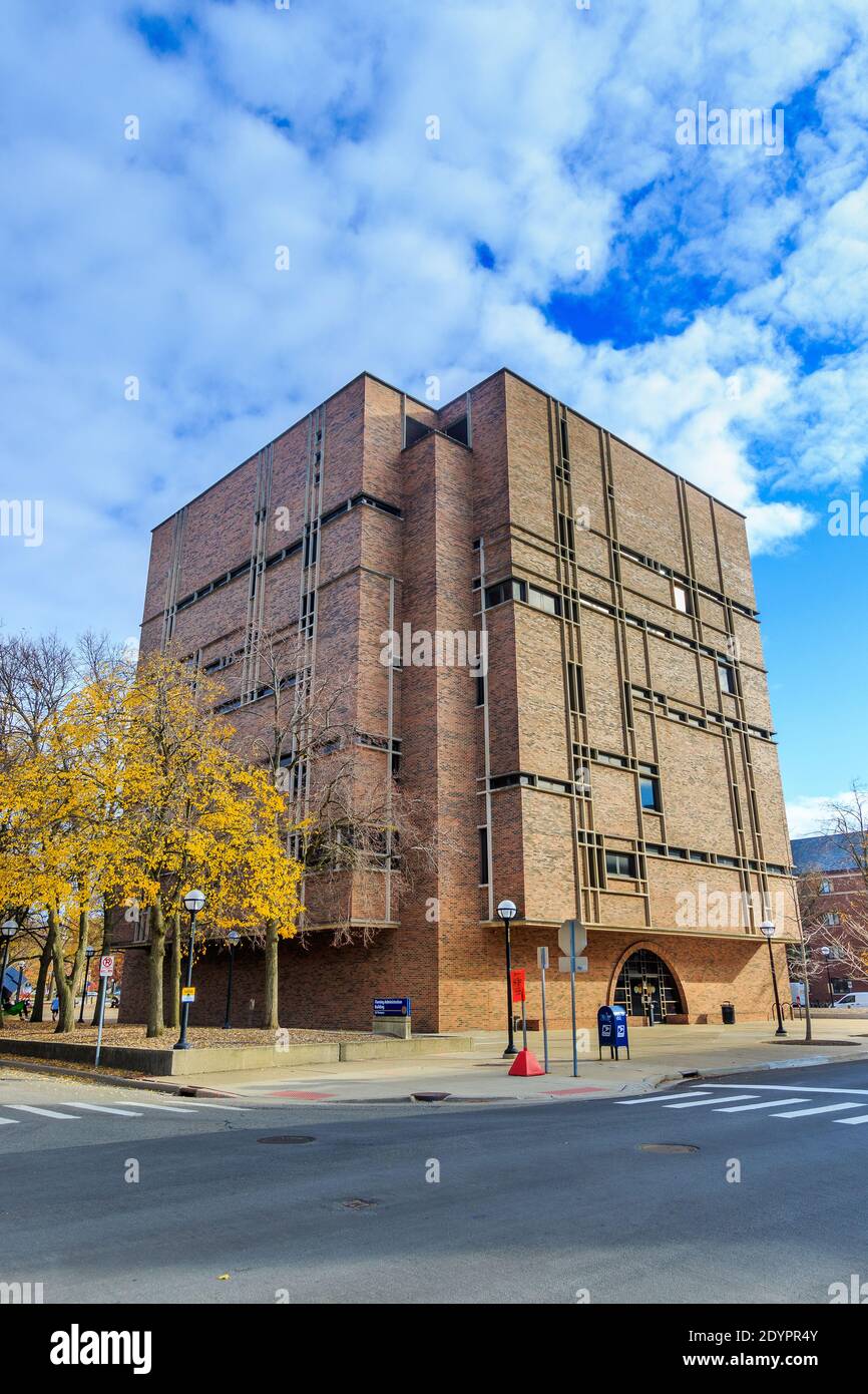 Academic administration hi-res stock photography and images - Alamy