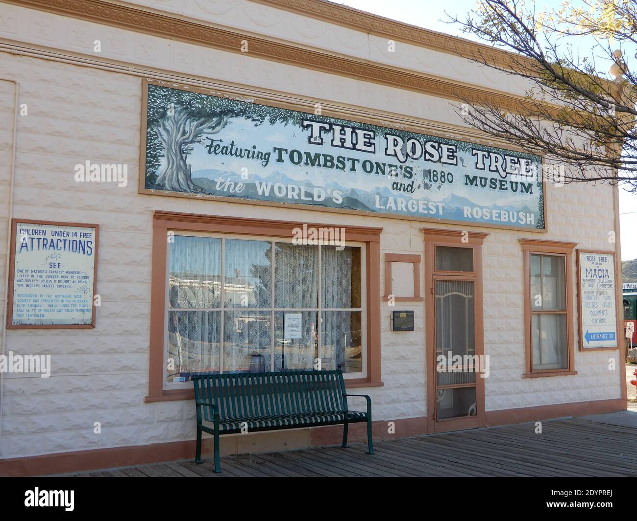 Tombstone, Arizona U.S.A. 12/15/2020. Tombstone businesses, dining ...