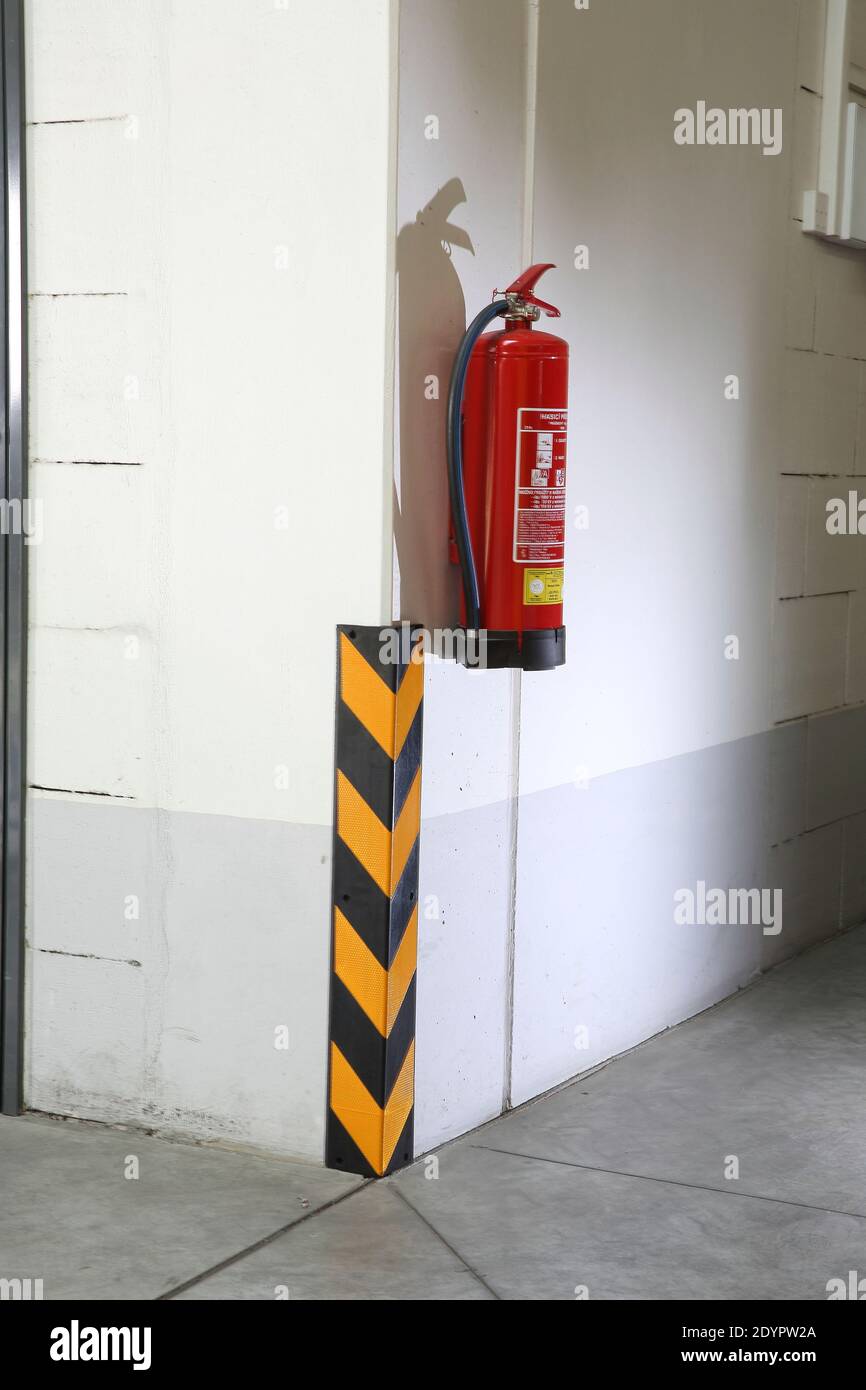 Corner marking hi-res stock photography and images - Alamy