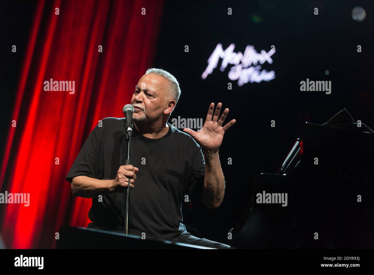 Sample joe hi-res stock photography and images - Alamy