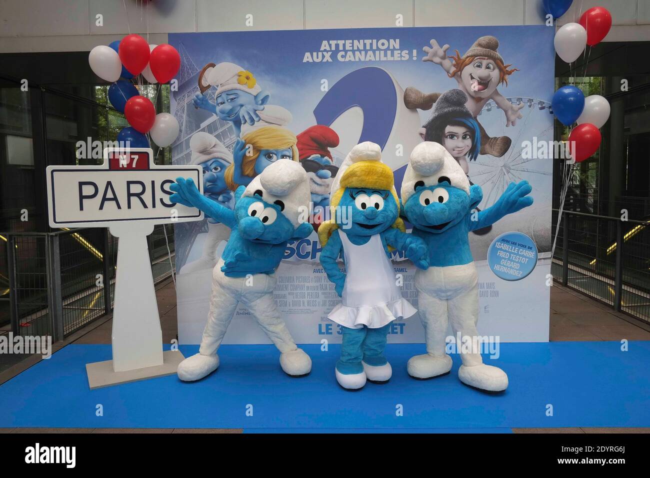 'Smurfs 2' Premiere (Les Schtroumpfs 2) at the UGC Cine Cite Bercy ...