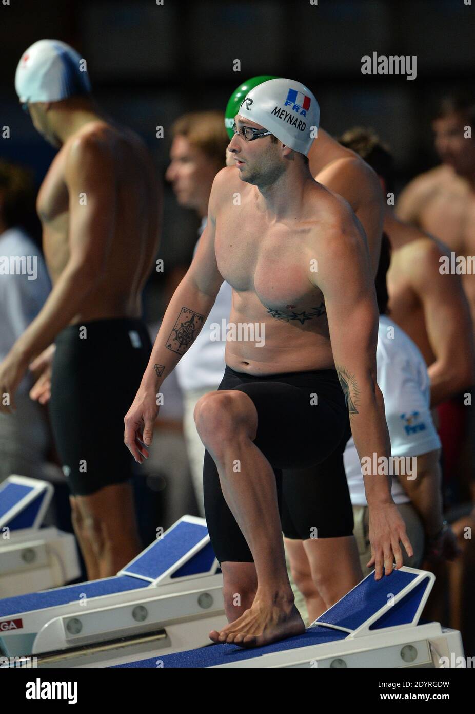 France's William Meynard Men's 400 x100 m freestyle series during the ...