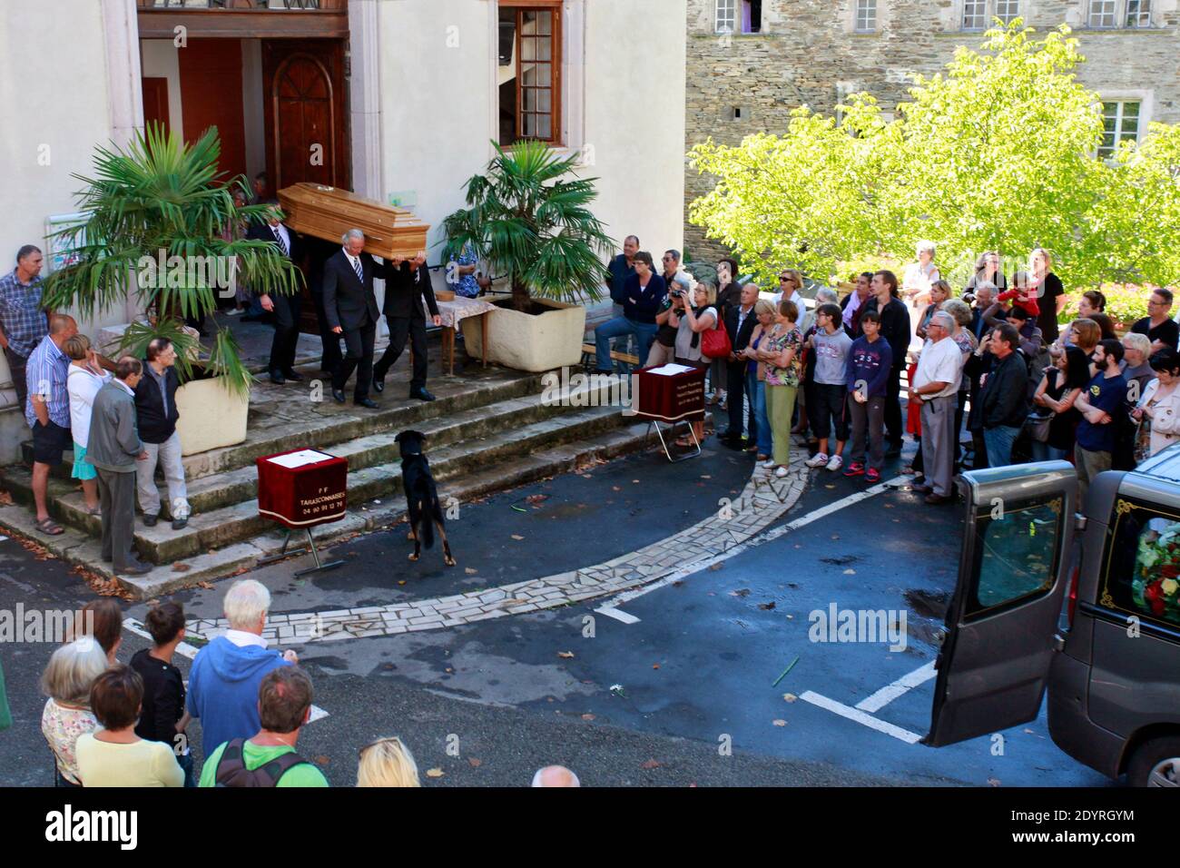 Funerailles de Bernadette Lafont (Actrice francaise, nee le 28 octobre ...