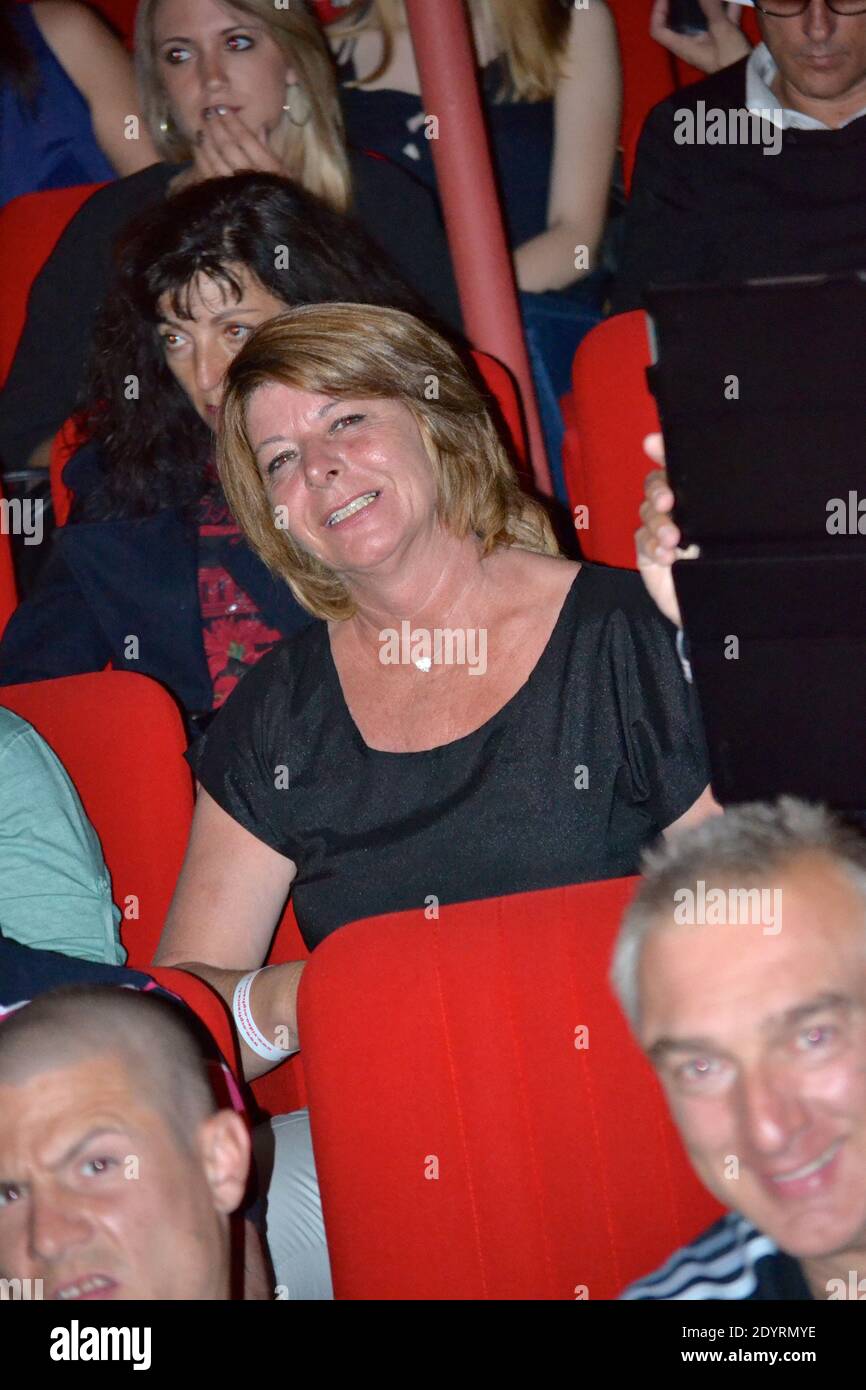 NO WEB, NO APPS Stock Photo - Alamy