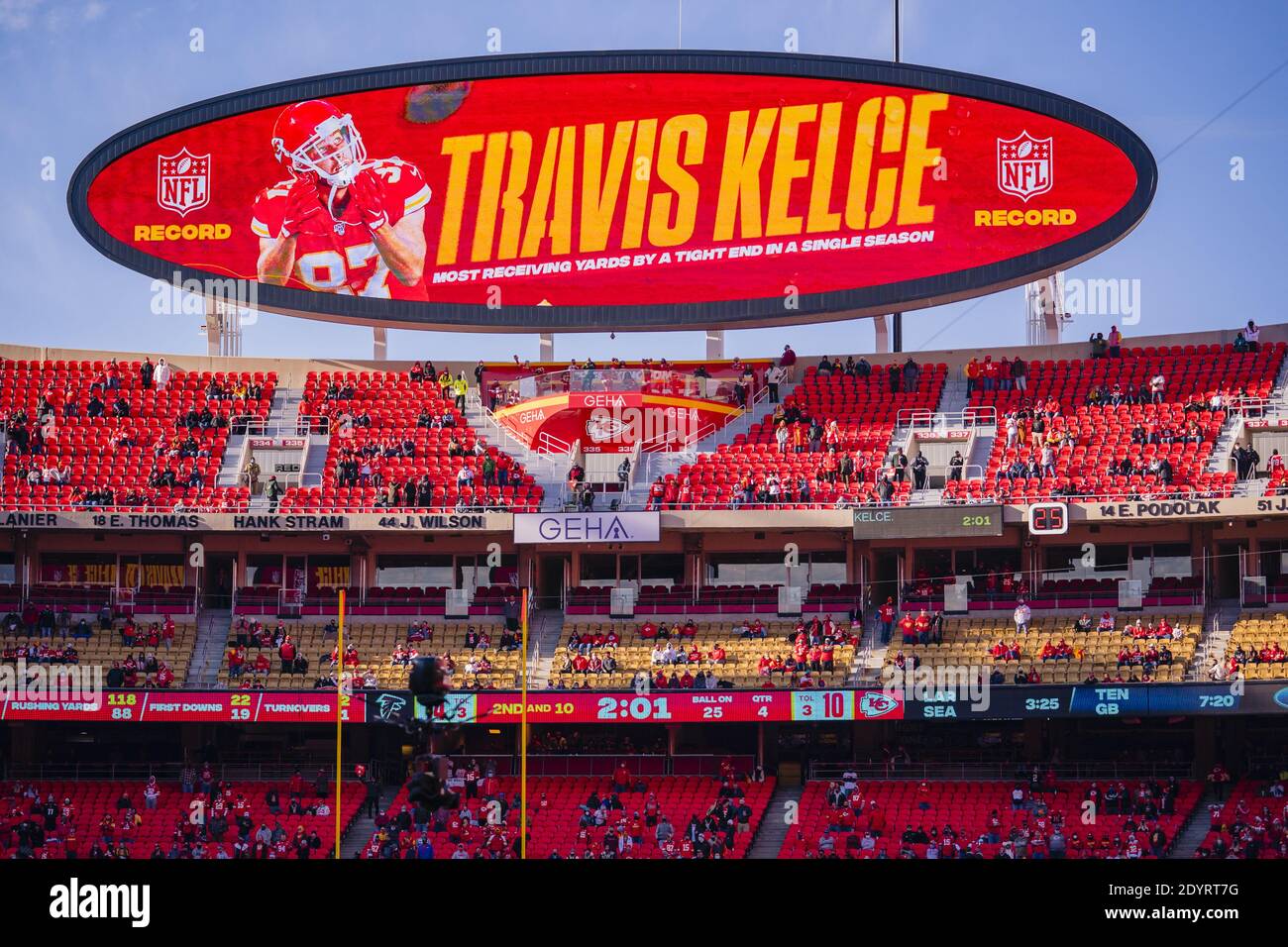 Jumbo screen hi-res stock photography and images - Alamy