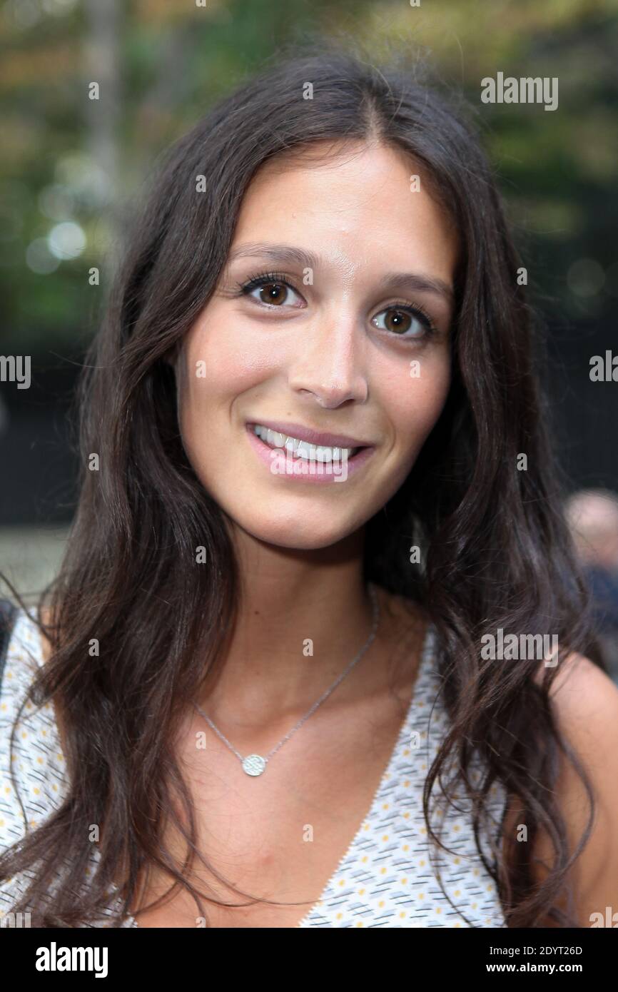 Pauline chanteuse hi-res stock photography and images - Alamy