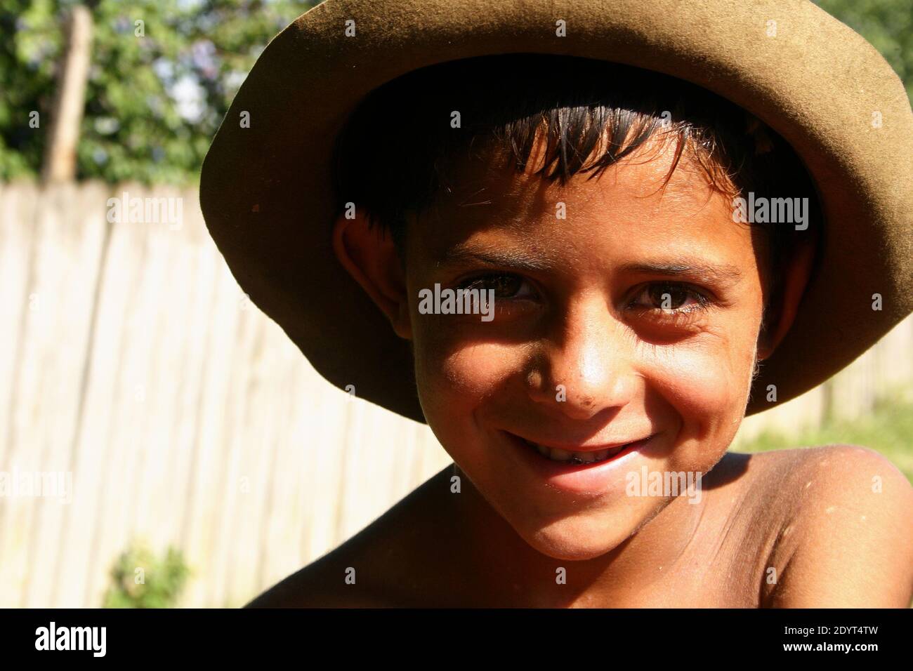 Romania gypsy gypsies hi-res stock photography and images - Alamy