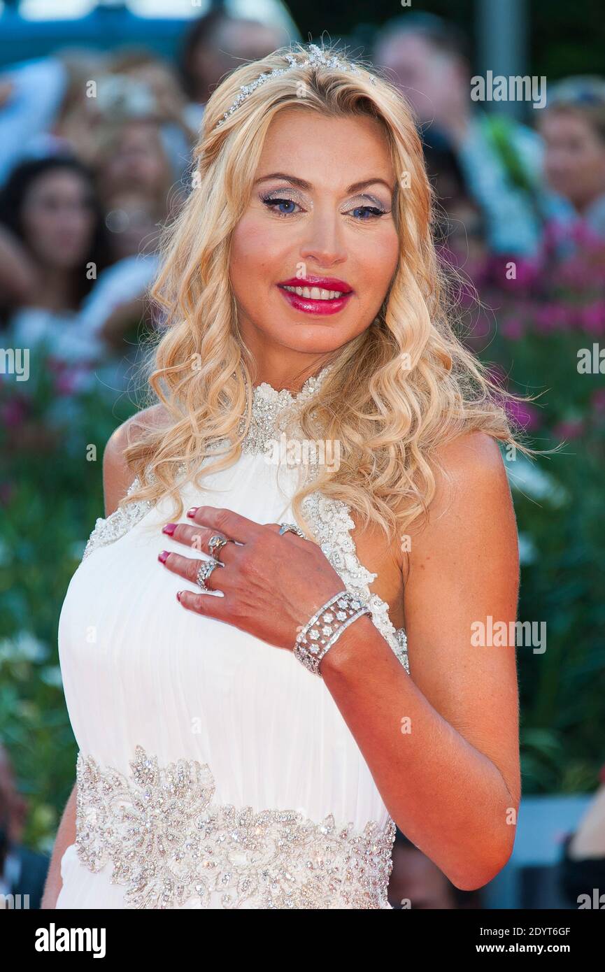 Valeria marini hi-res stock photography and images - Alamy