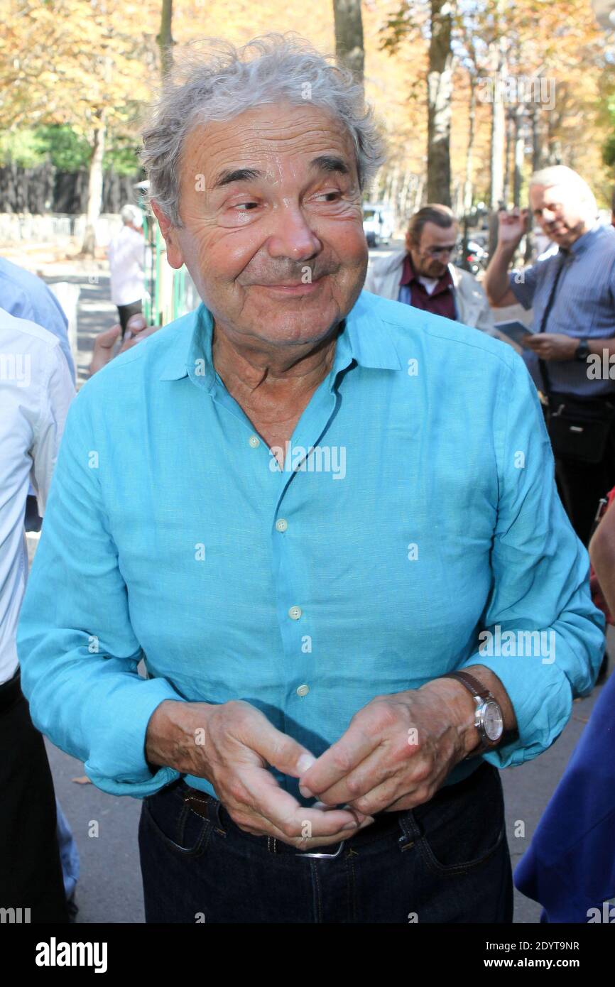 Pierre Perret arrives for the taping of the TV show Vivement Dimanche ...