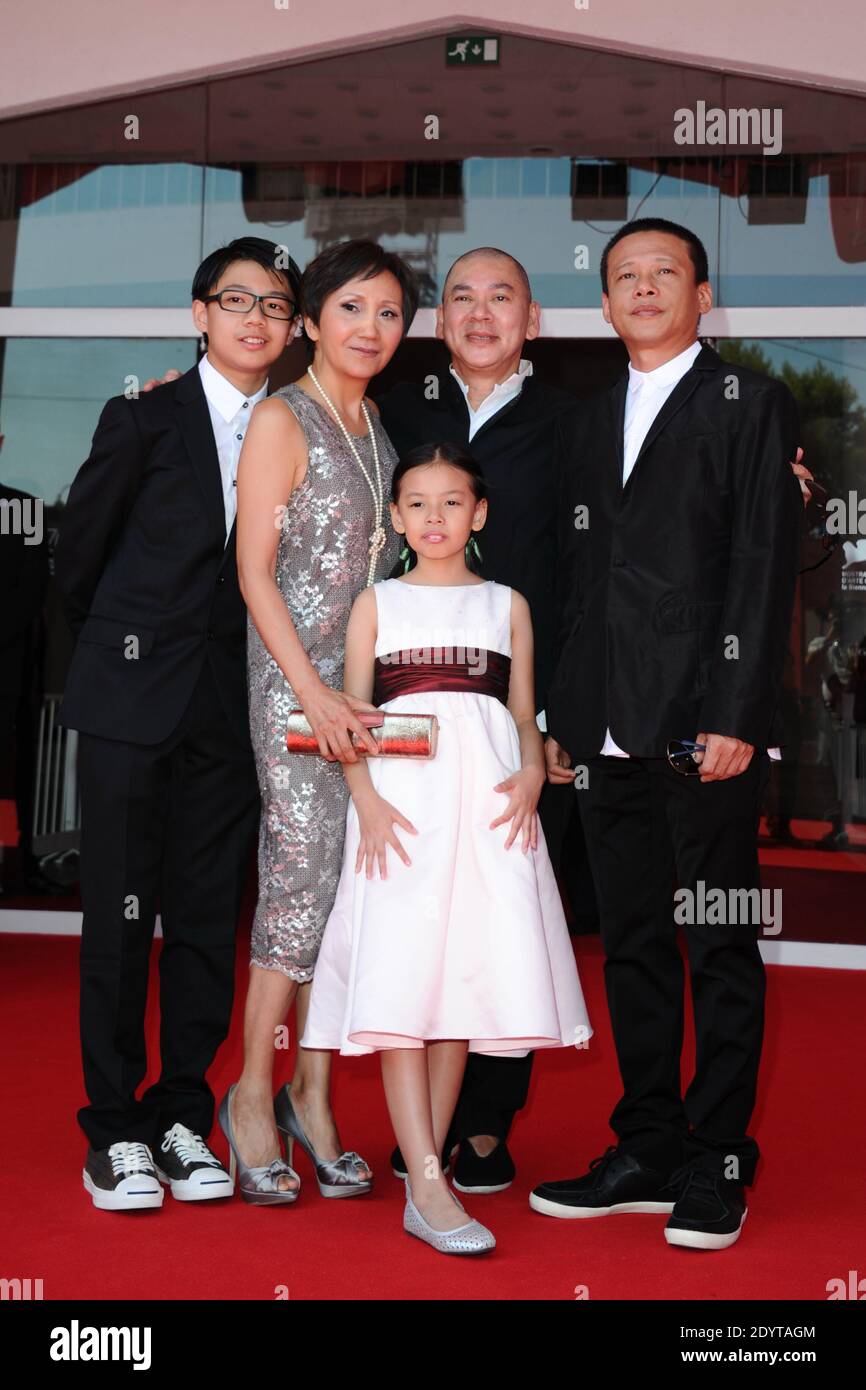 Actor Lee Yi-cheng, actress Lu Yi-ching, actress Lee Yi-chieh ...