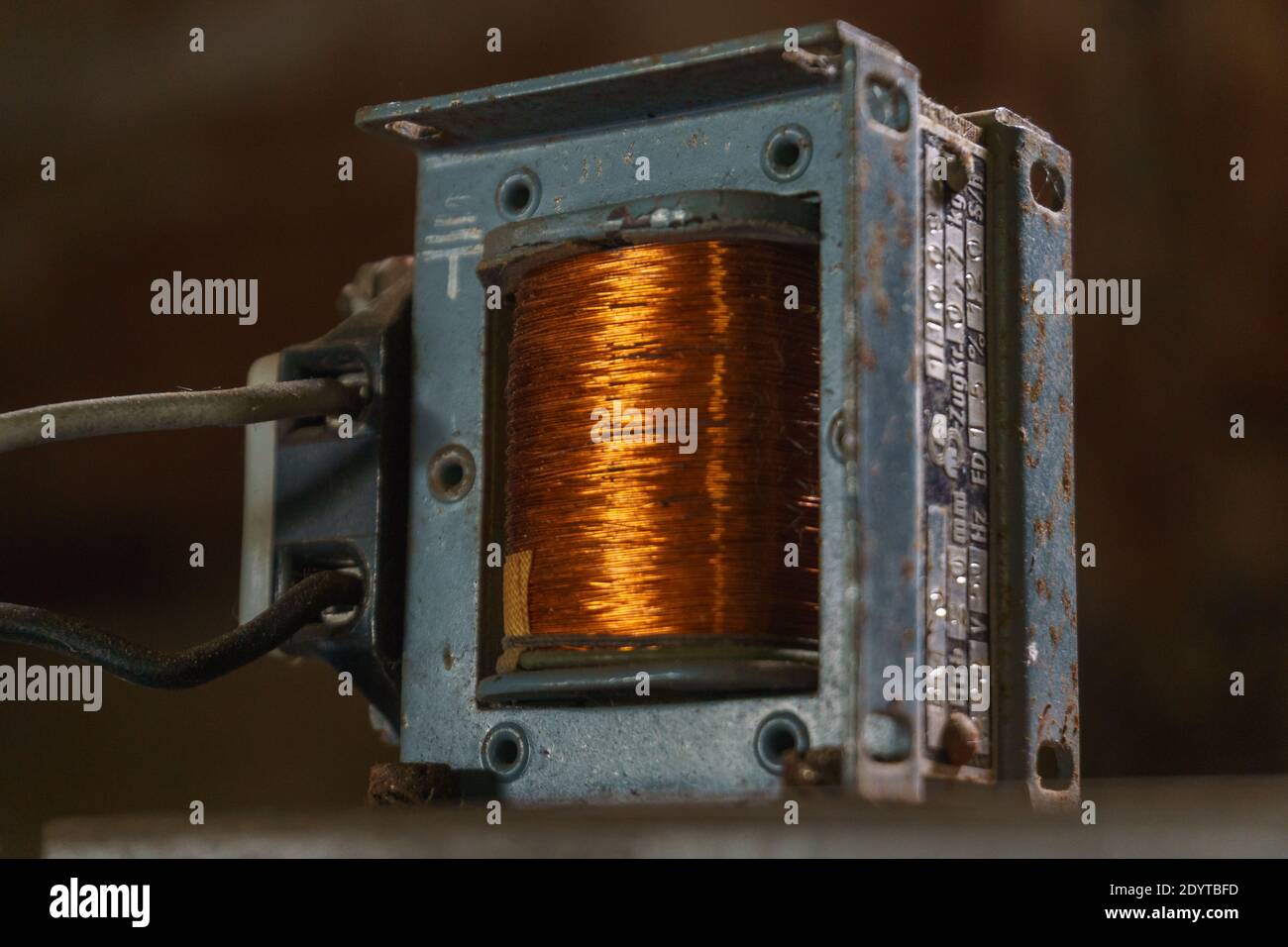 Old electricity wires hi-res stock photography and images - Alamy