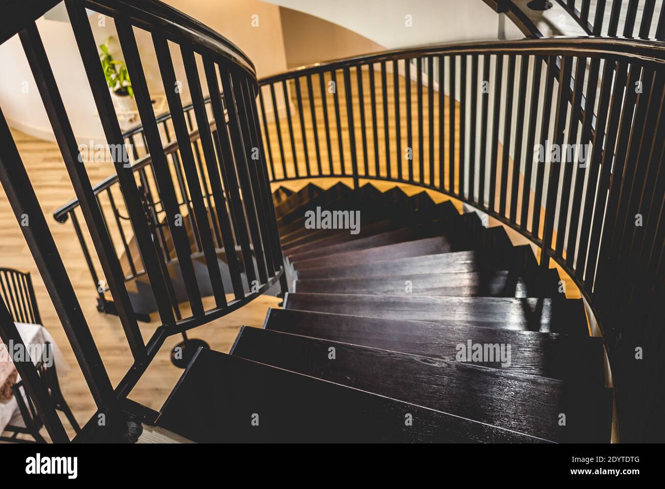 Stairw hi-res stock photography and images - Alamy