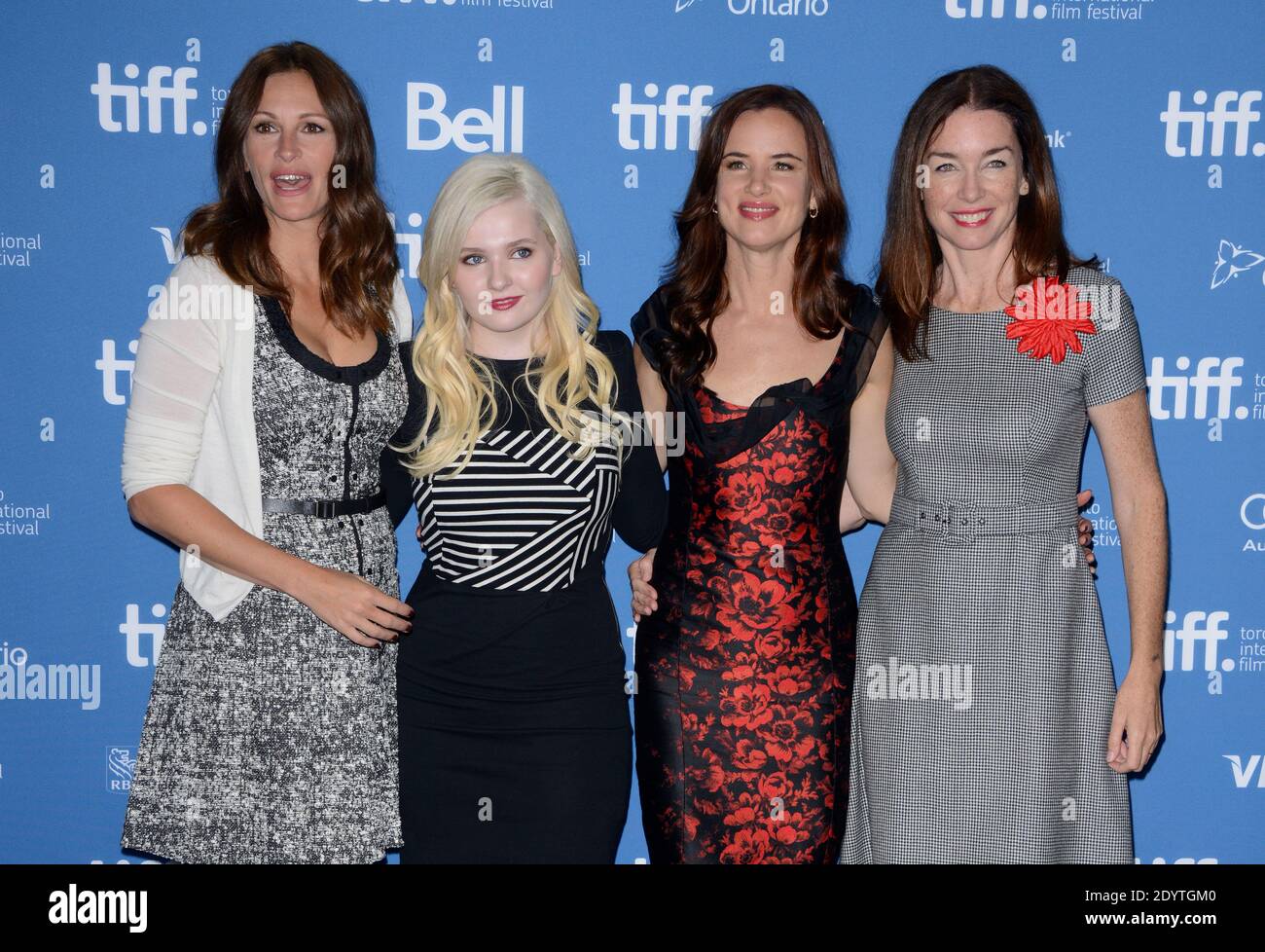 Julia Roberts, Abigail Breslin, Juliette Lewis and Julianne Nicholson ...