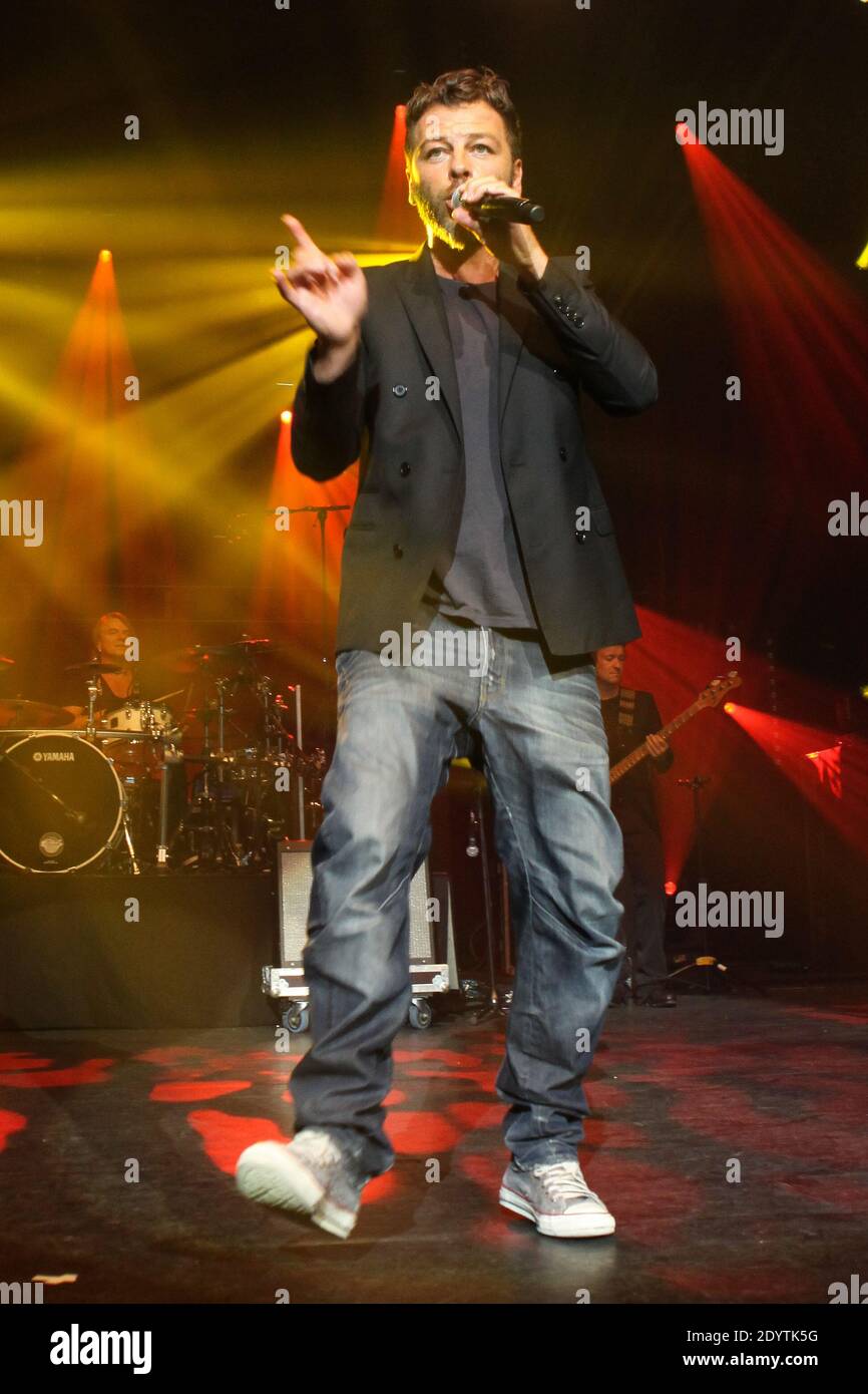 Christophe Mae performs live at Leurs Voix pour L’Espoir 2 event held ...