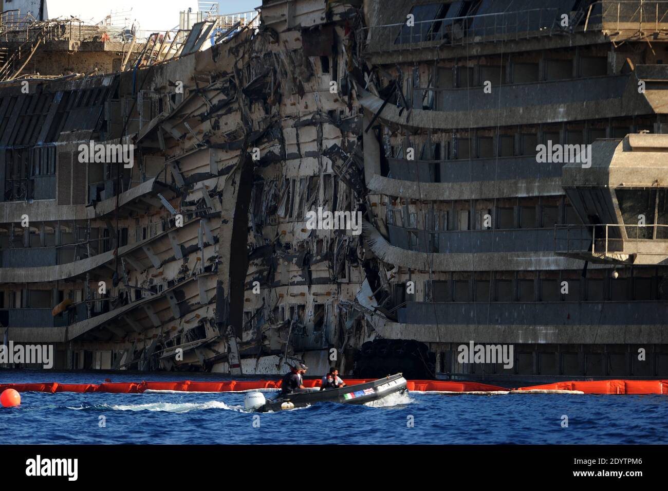 Position du bateau hi-res stock photography and images - Alamy